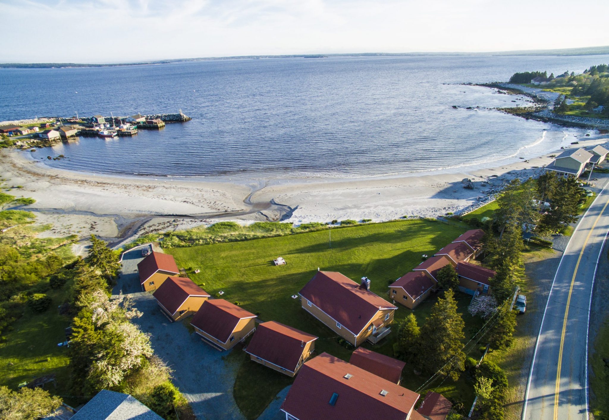 Cottage 8: One Bedroom Cottage with Ocean View – Hunts Point Beach Cottages